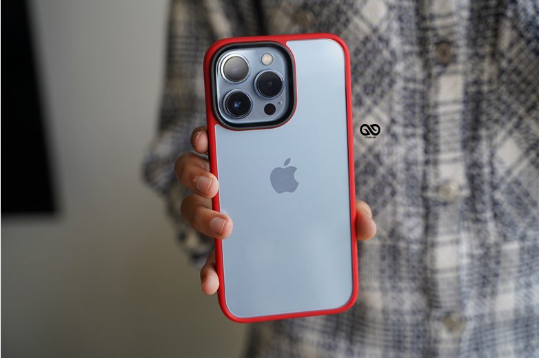 Red Drop Proof Transparent Sleek Case For iPhone 13 Pro - Starelabs® India