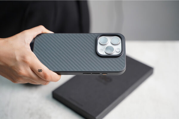 Magsafe Drop Proof Aramid Case for iPhone 15 Pro/15 Pro Max