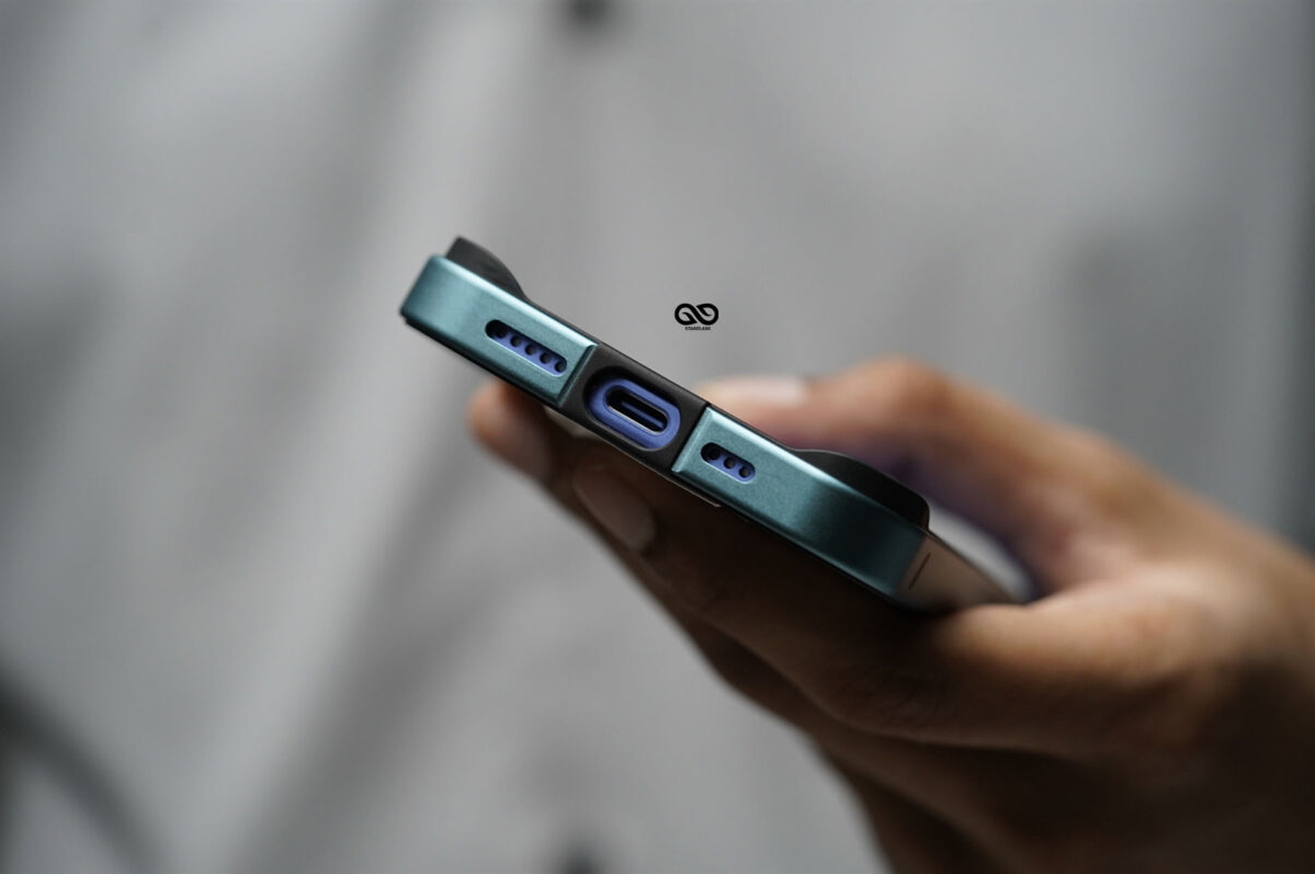Teal Fiber Bumper for iPhone 16 (Bumper, not a Case)