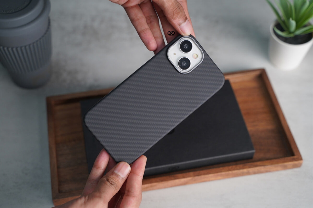 Magsafe Real Aramid Carbon Fiber Case for iPhone 15/15 Plus/15 Pro/15 Pro Max