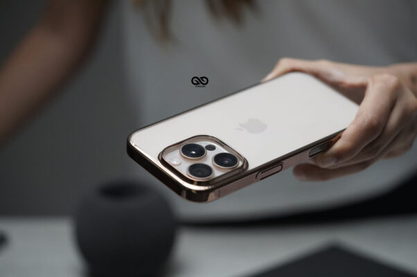 Hard Case with Colored Border For iPhone 16/16Plus/16Pro/16PoMax