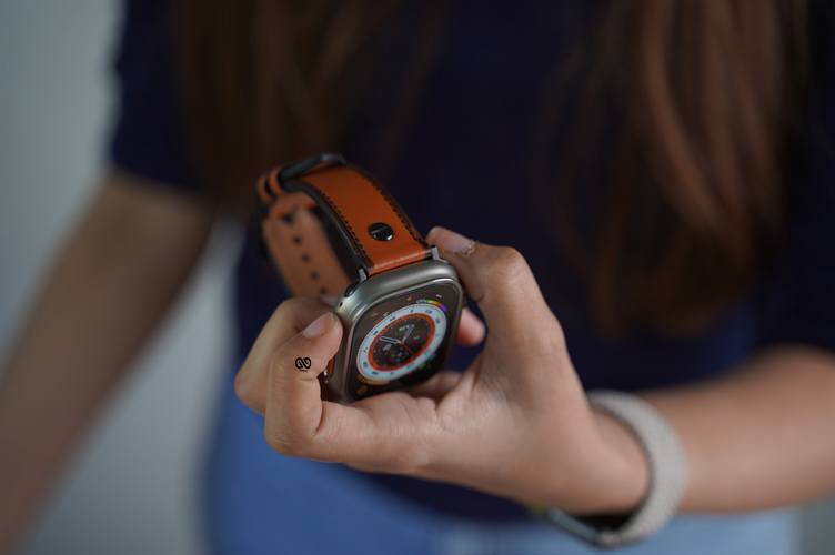 Tawny Tan Screw Design Leather Strap For Apple Watch 49 MM Series Ultra ...