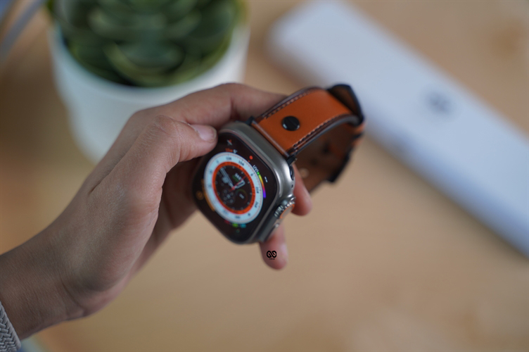 Tawny Tan Screw Design Leather Strap For Apple Watch 49 MM Series Ultra ...